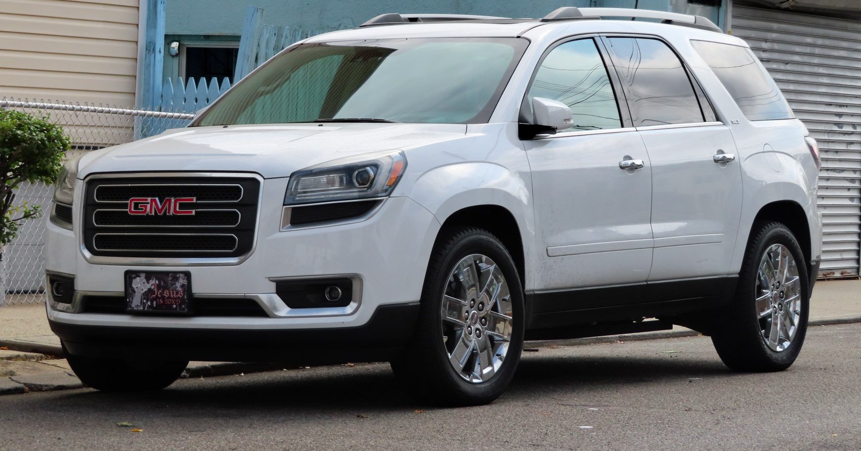 GMC Acadia technical specifications and fuel economy